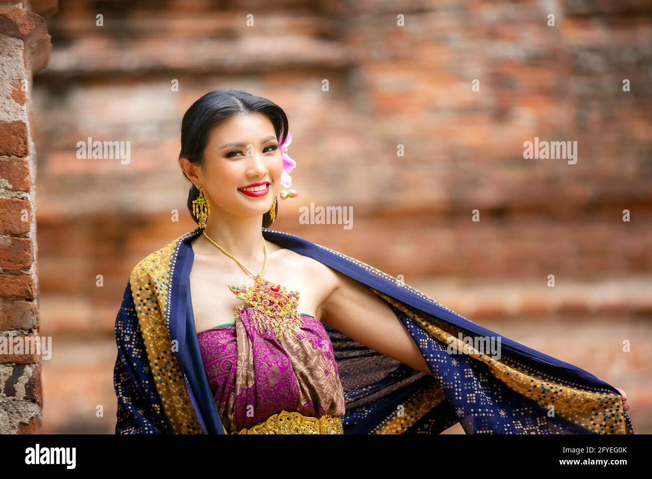 Handara gate hi-res stock photography and images - Alamy