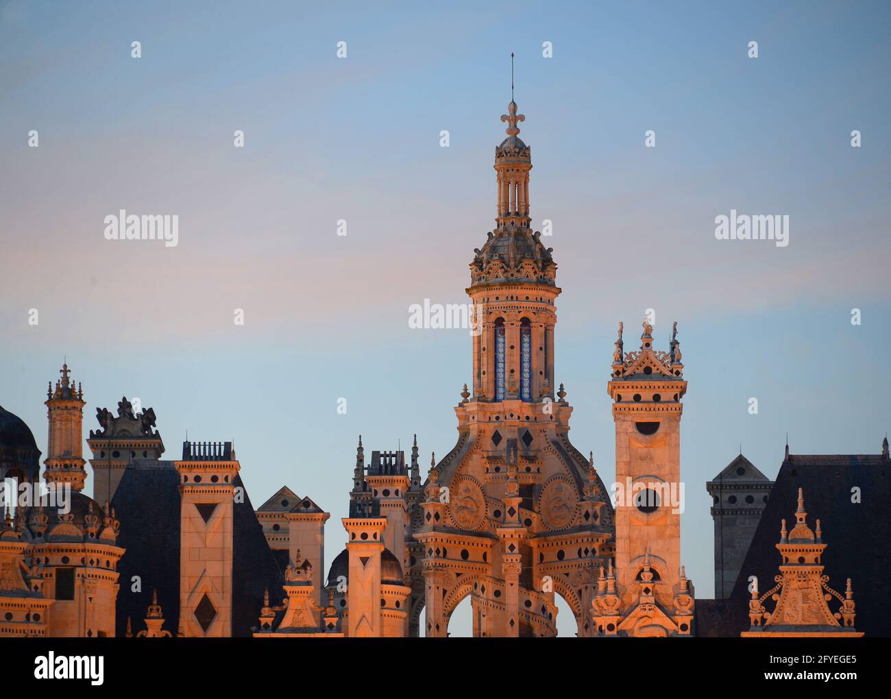 Renaissance castles hi-res stock photography and images - Alamy