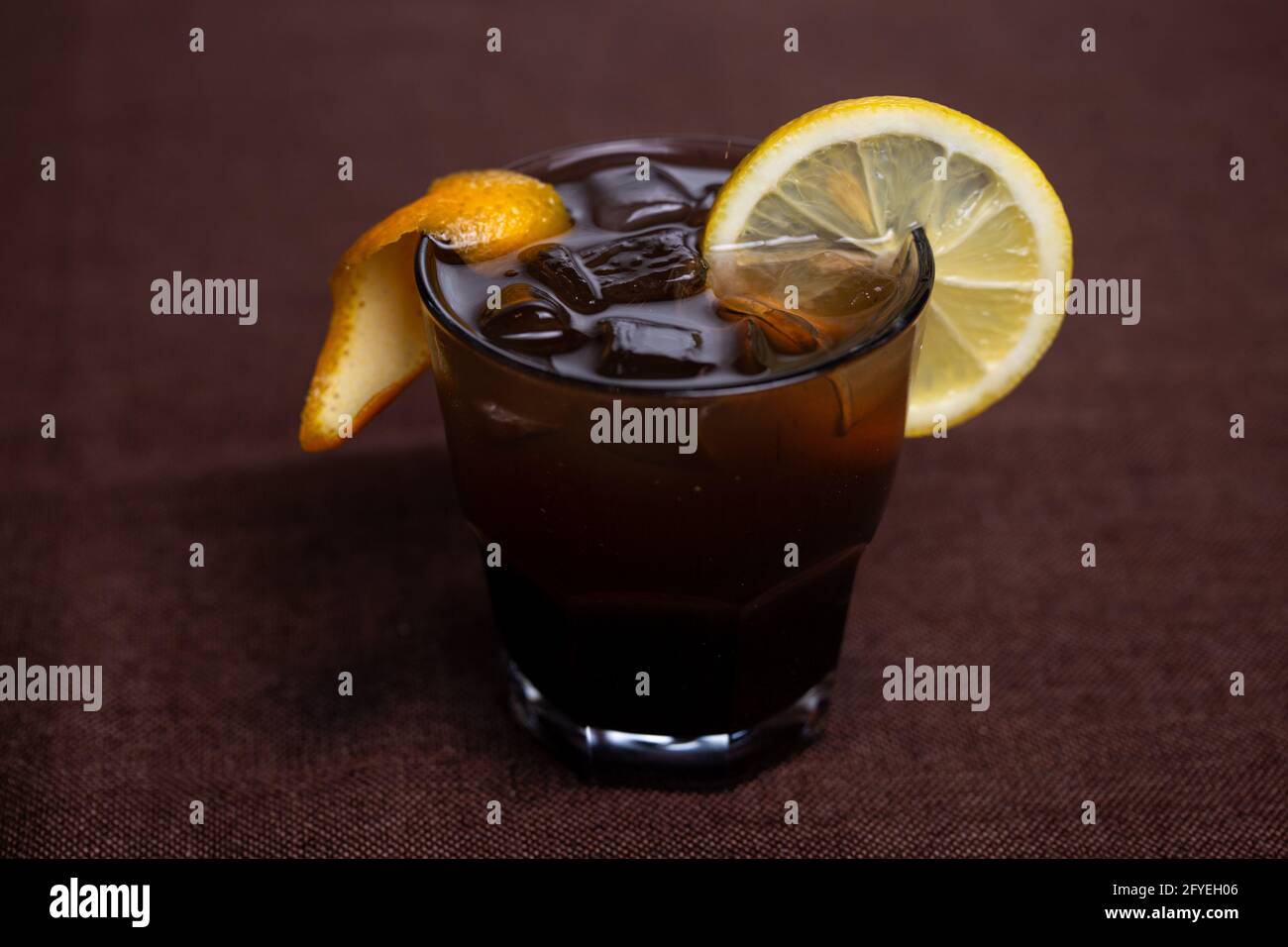 Brown cocktail hi-res stock photography and images - Alamy