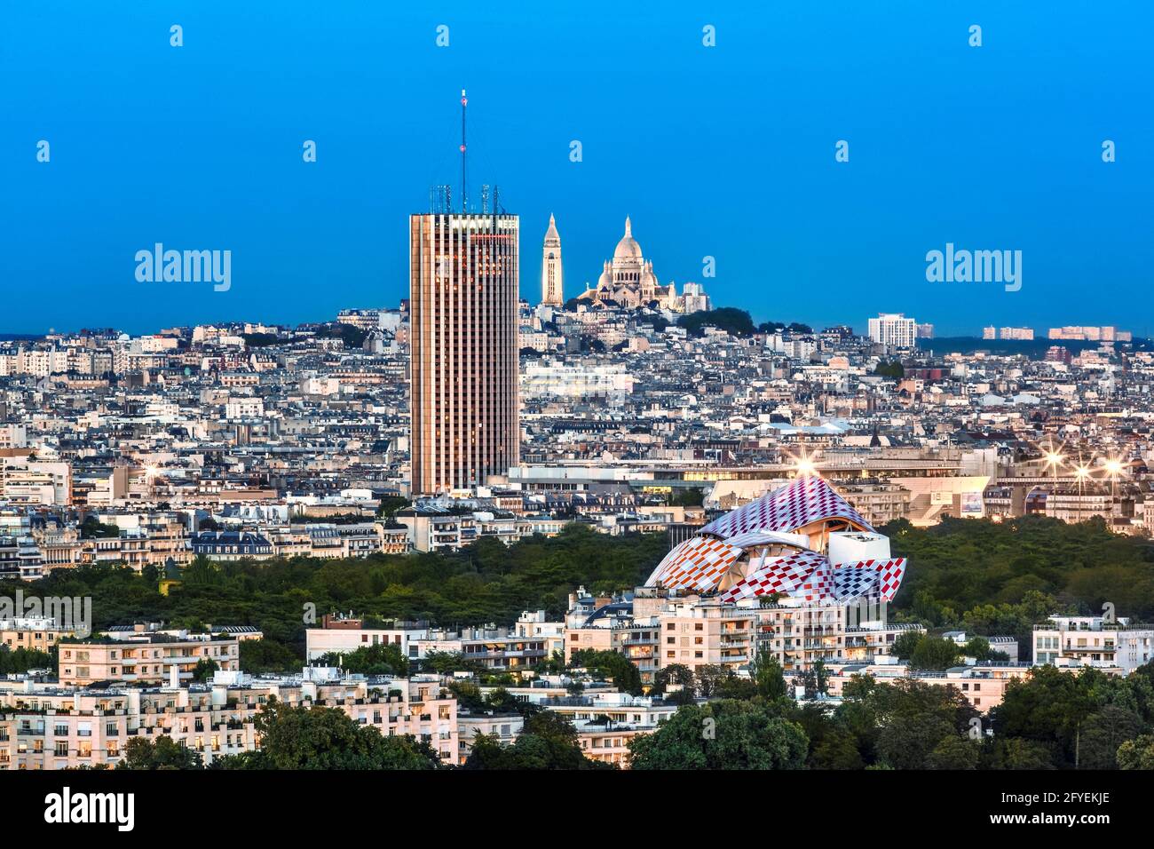 Hyatt foundation hi-res stock photography and images - Alamy