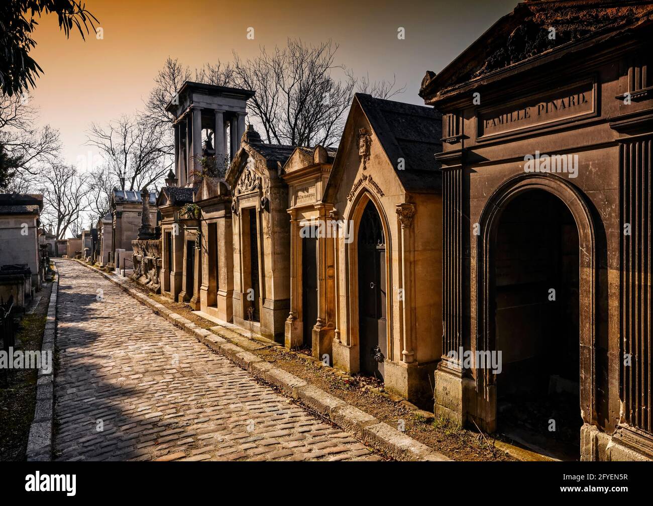 Elisabeth de demidoff hi-res stock photography and images - Alamy