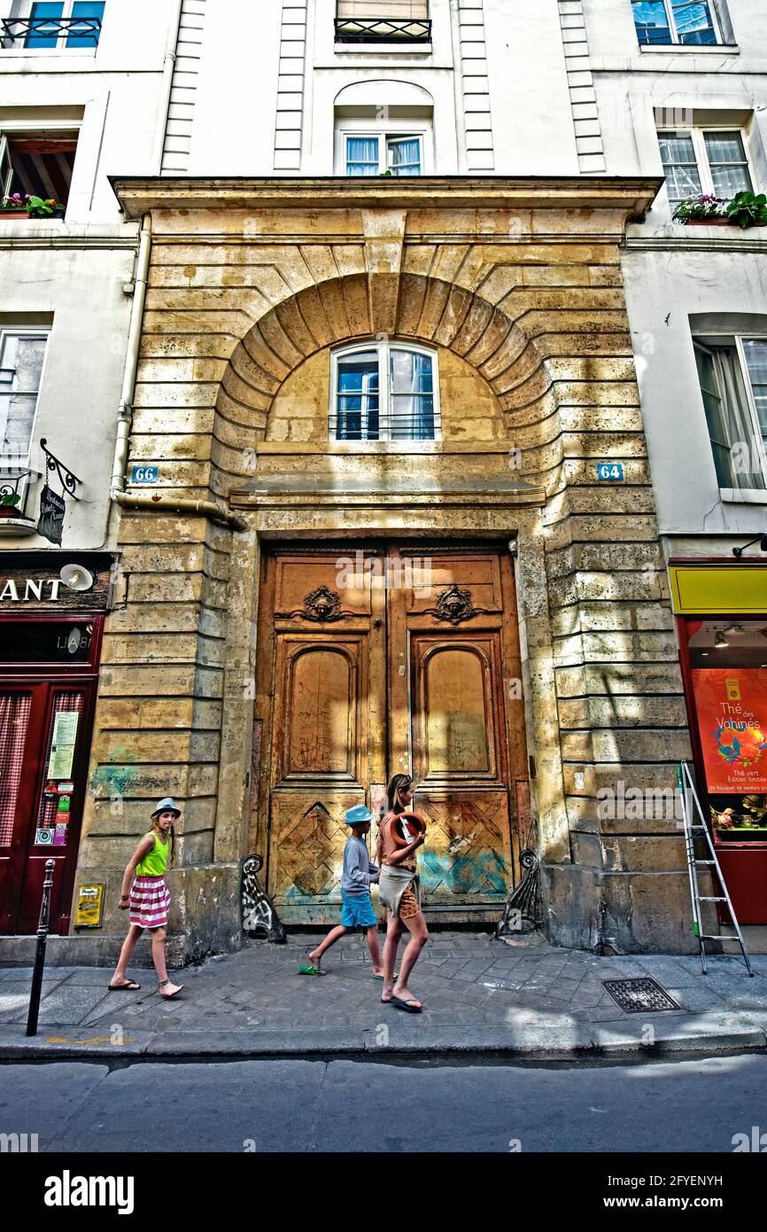 Le sevigne hi-res stock photography and images - Alamy