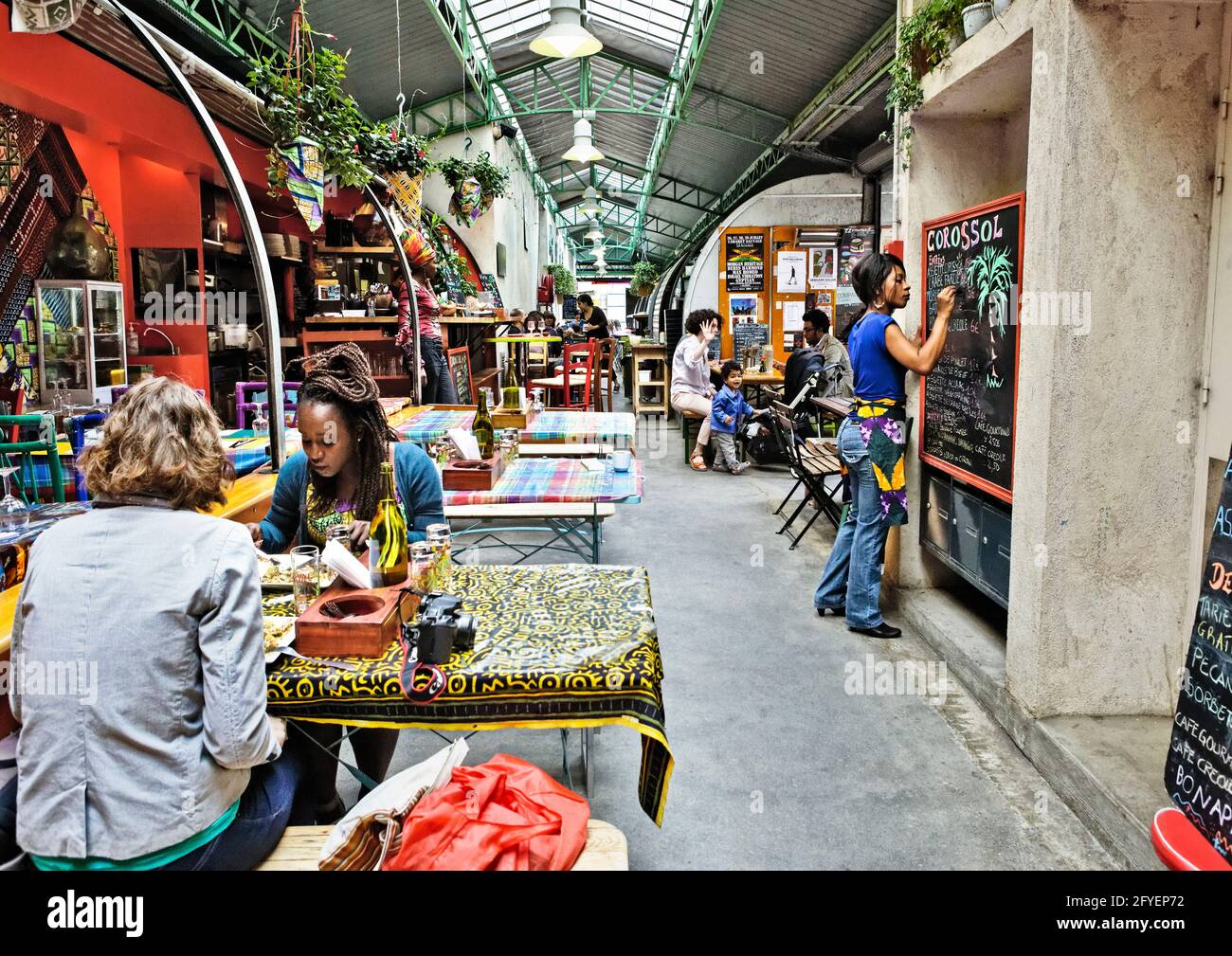 Enfants rouges market hi-res stock photography and images - Alamy