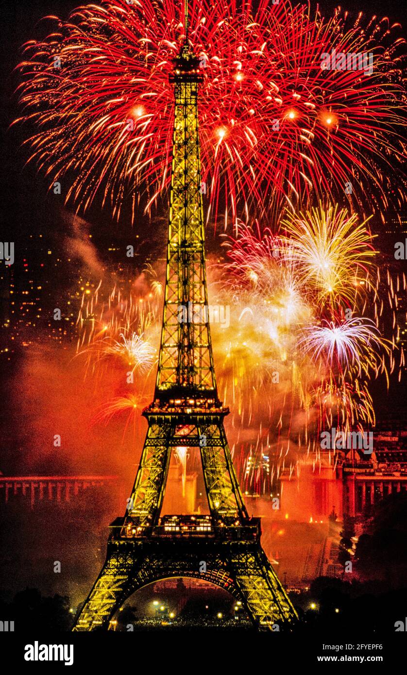 FRANCE. PARIS (75) FIREWORKS FOR THE 14TH OF JULY (BASTILLE DAY) AT THE ...