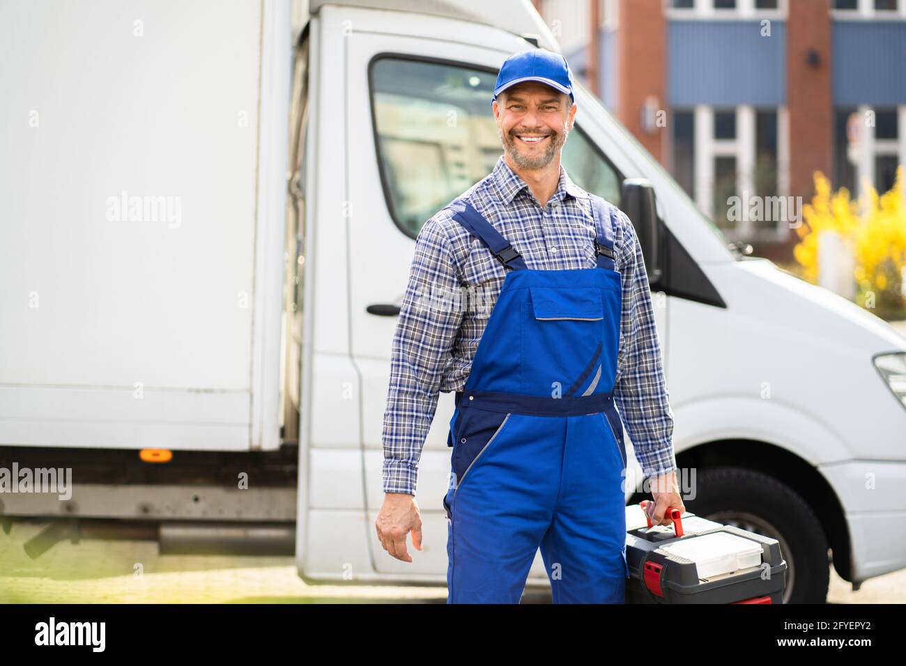 Happy service hi-res stock photography and images - Alamy