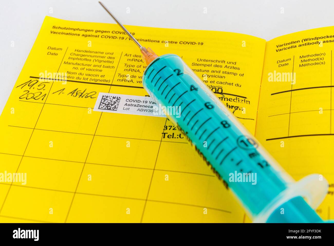 Injection certificate hi-res stock photography and images - Alamy