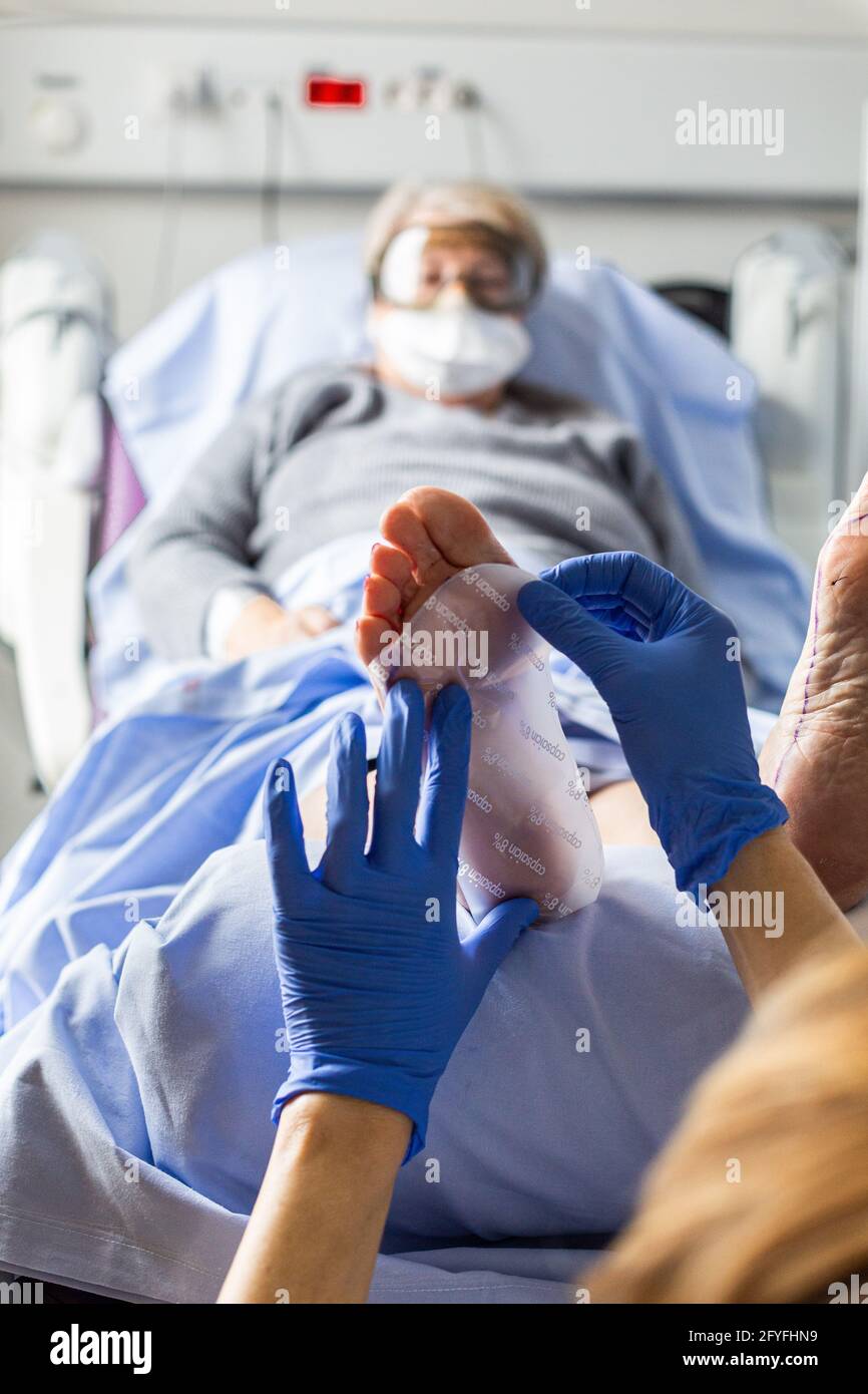 Capsaicin medicine hi-res stock photography and images - Alamy