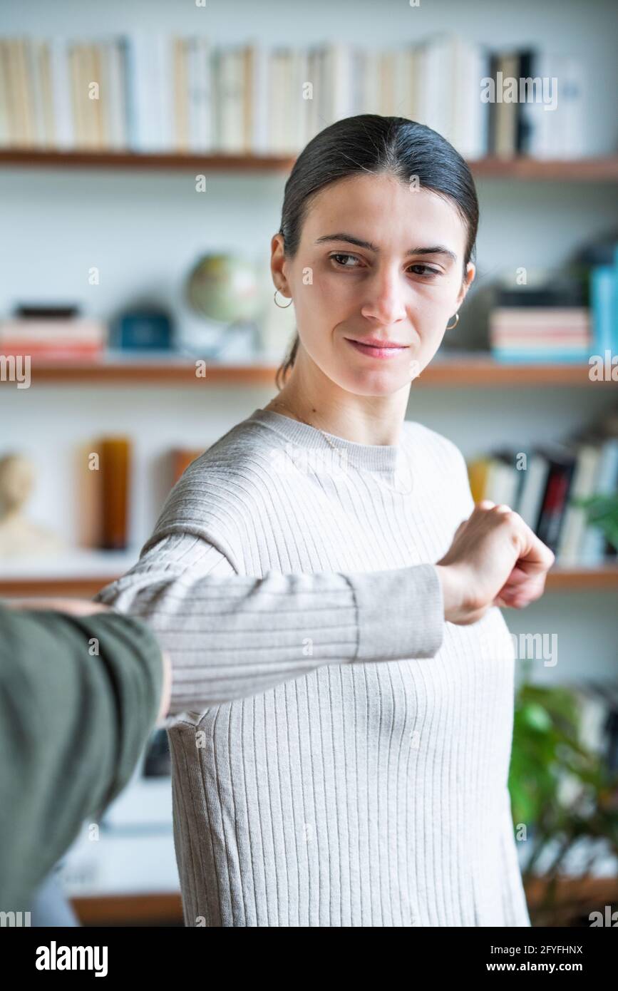 Portrait young woman elbow hi-res stock photography and images - Alamy