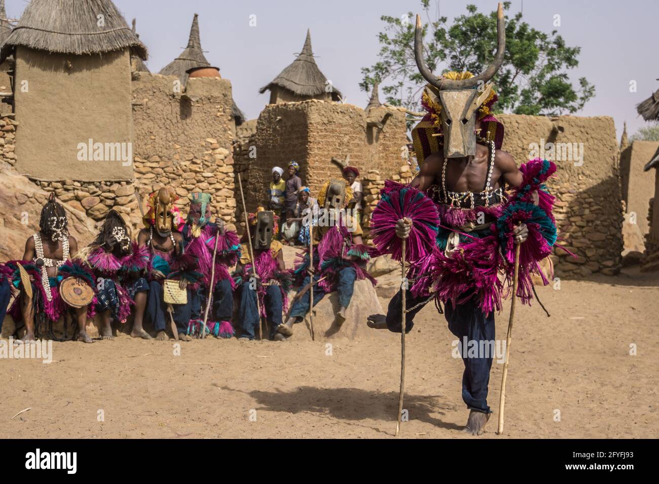Traditional wooden dogon mask, Mali, West Africa Stock Photo - Alamy