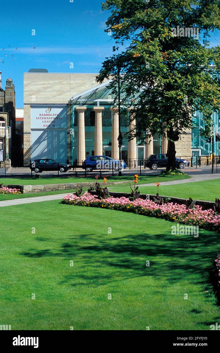 Harrogate Convention Centre High Resolution Stock Photography and ...