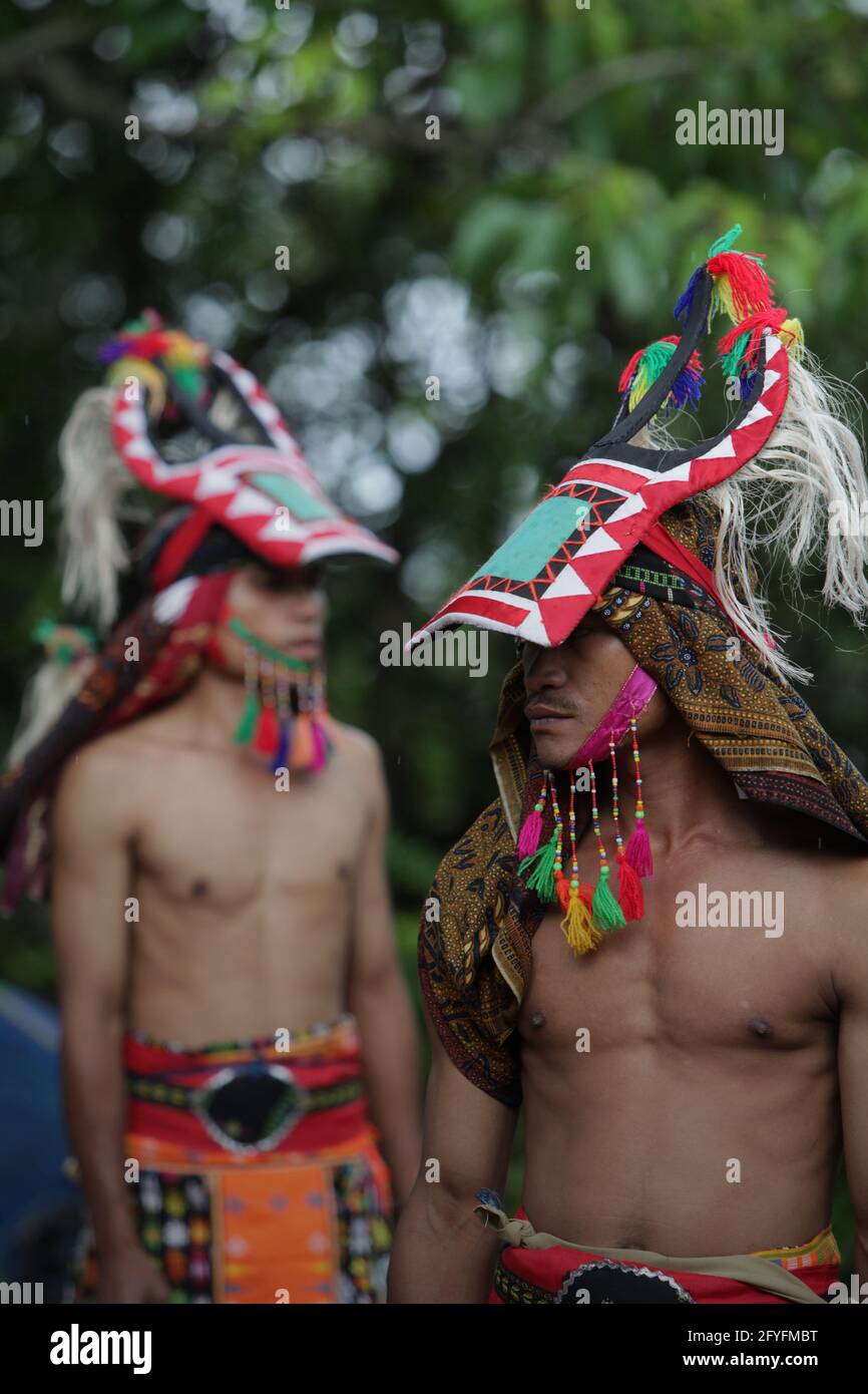 Traditional whip fighting hi-res stock photography and images - Alamy