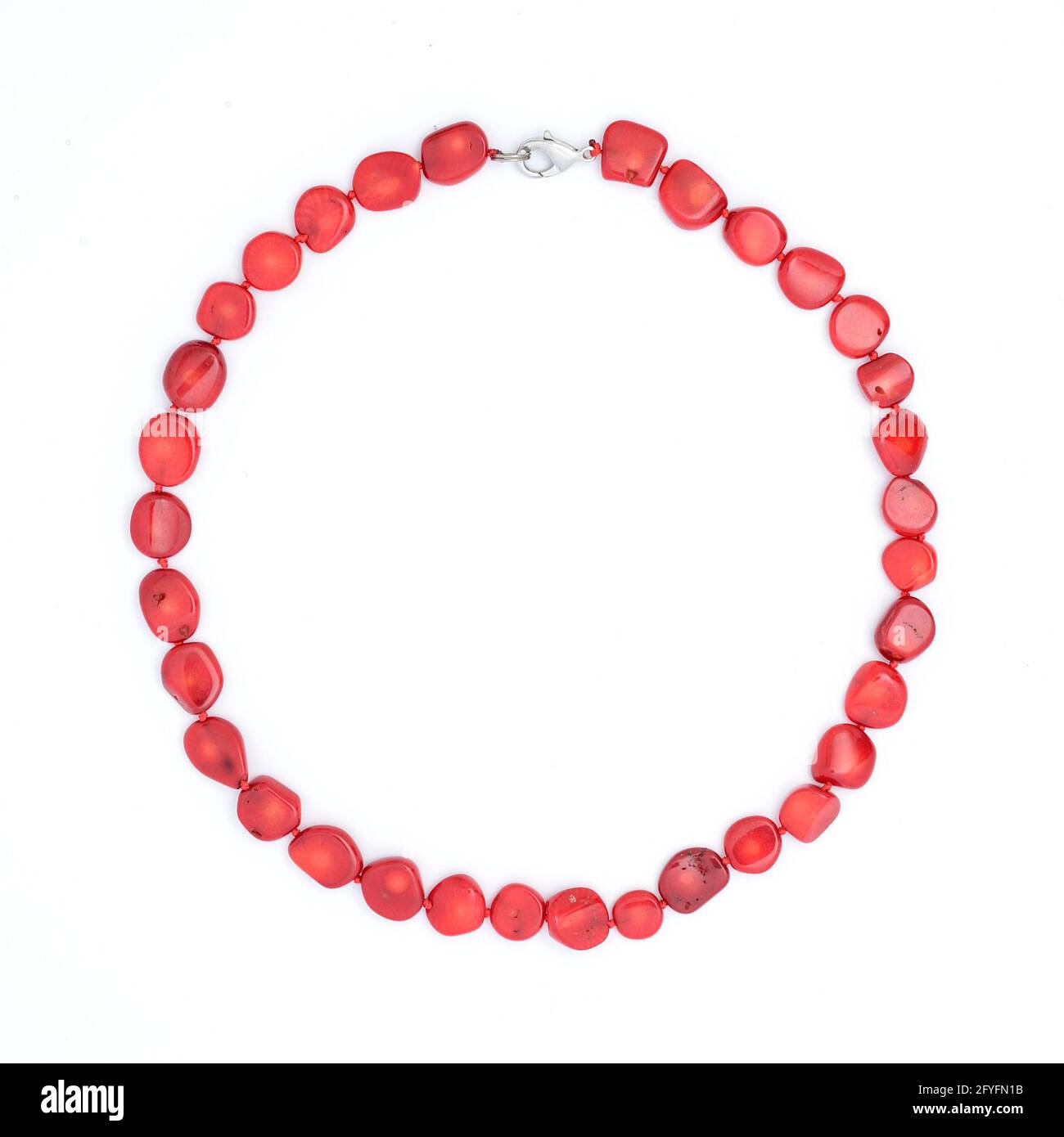 Red beads hi-res stock photography and images - Alamy