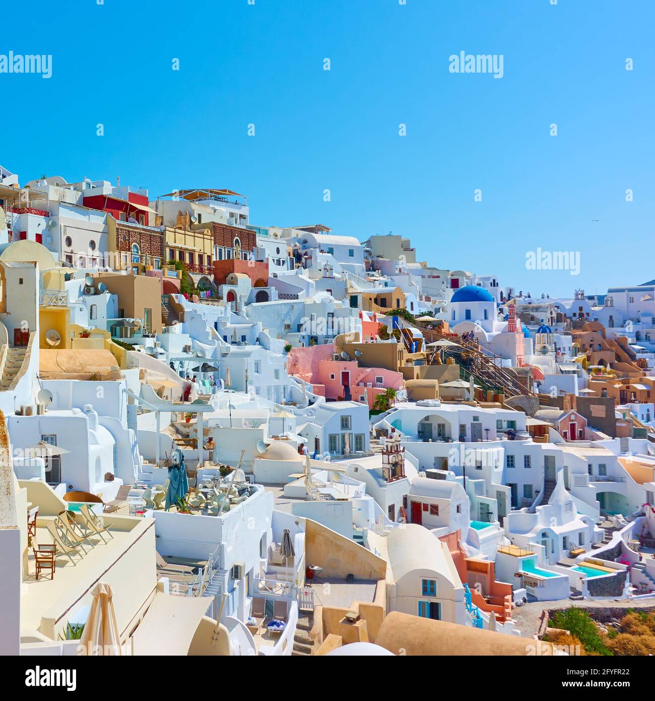 Greece buildings hi-res stock photography and images - Alamy