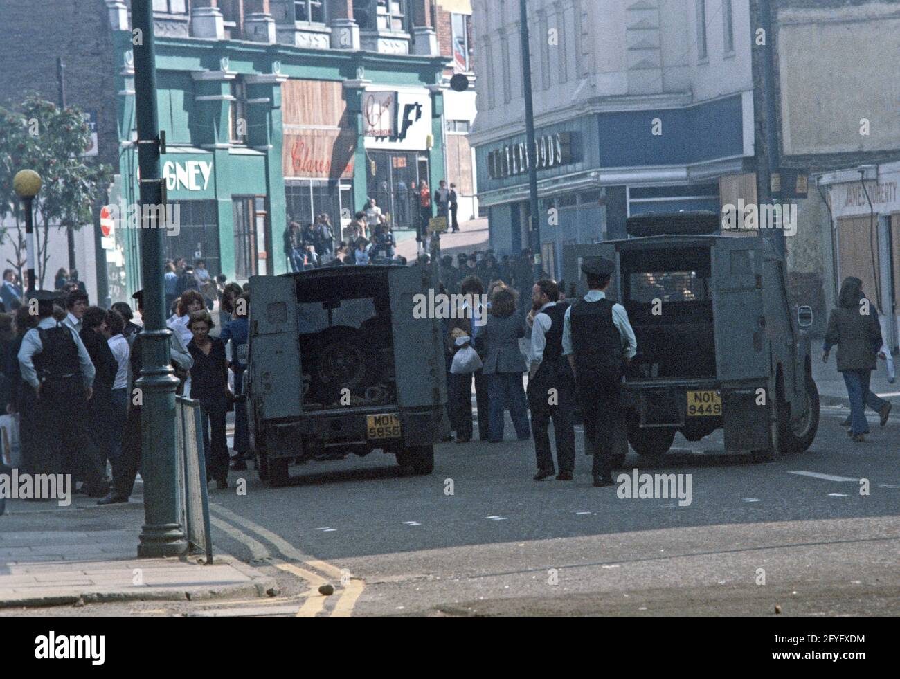 LONDONDERRY/DERRY, UNITED KINGDOM - AUGUST 1975. RUC, Royal Ulster ...