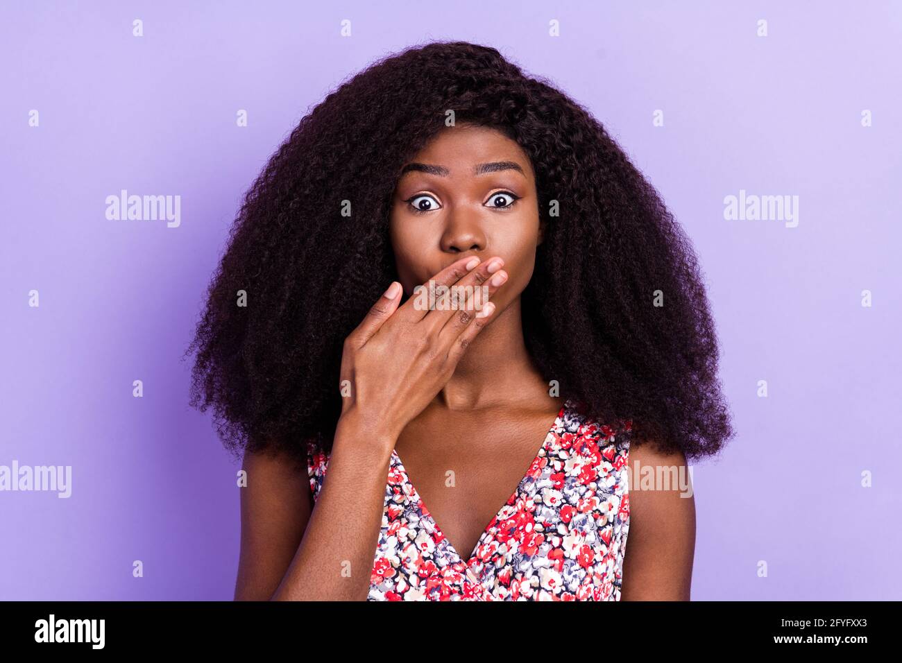 Photo of young afro girl cover lips hand oops fail mistake worried ...