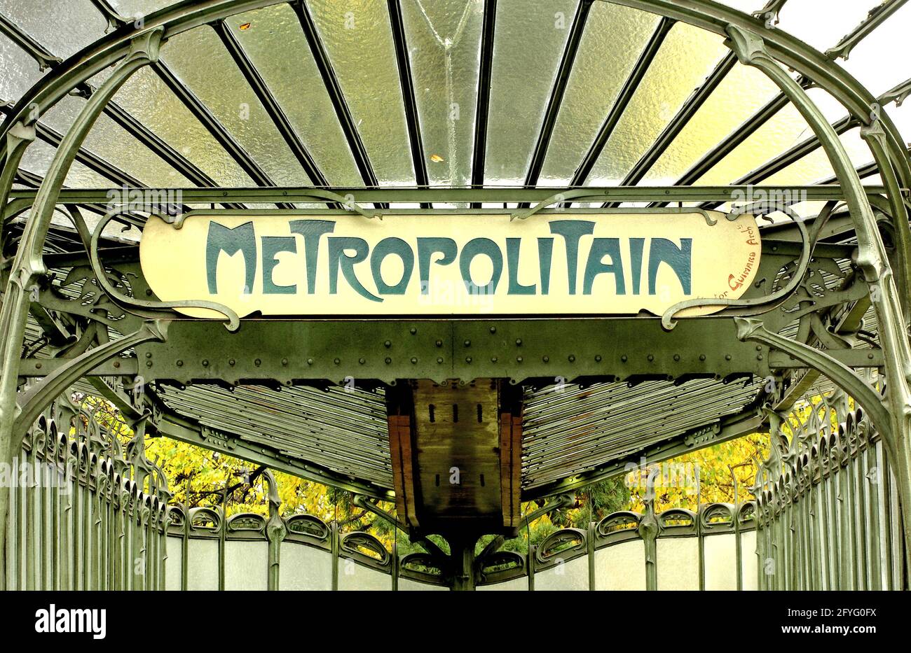 FRANCE. PARIS (75) METRO, STATION PORTE DAUPHINE. THIS STATION WAS ...