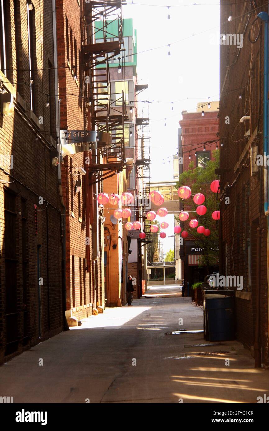 Alleyway between old buildings in Fort Wayne, IN, USA Stock Photo - Alamy