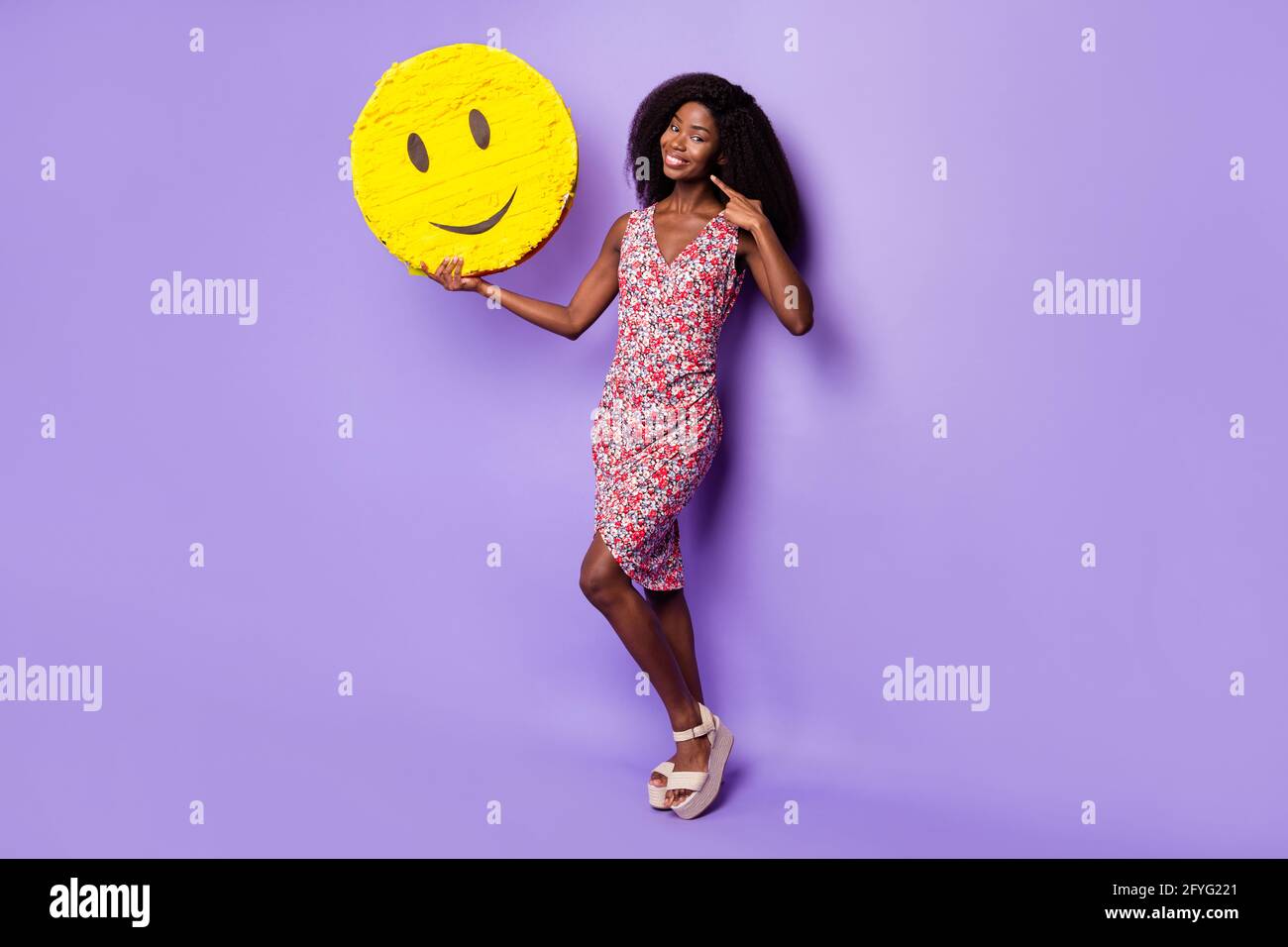 Full length body size photo woman pointing on her smile showing yellow ...