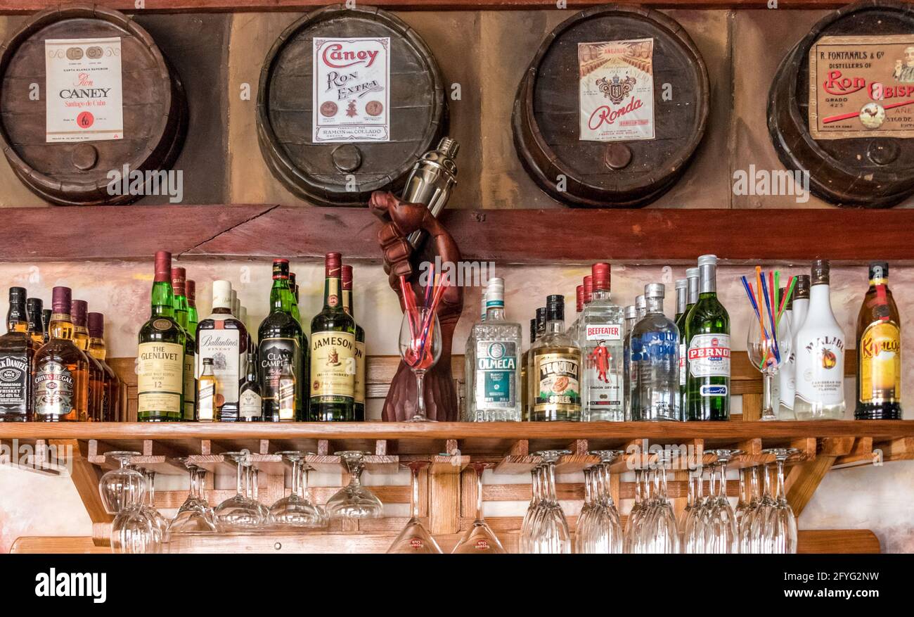 Cuban rum sign hi-res stock photography and images - Alamy