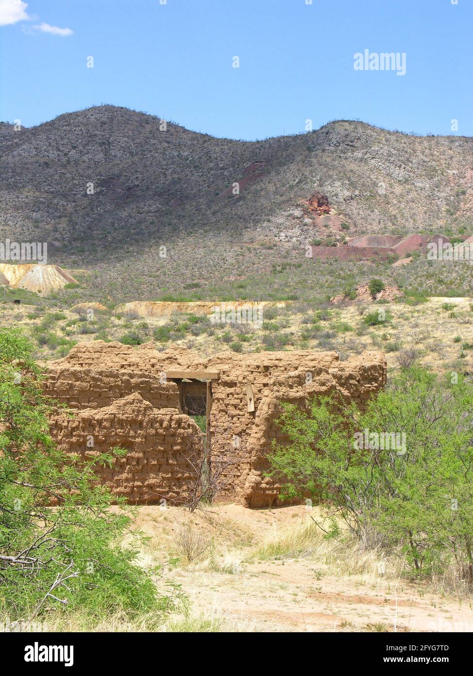Arizona ghost town. Broken walls of ghost town buildings Stock Photo ...
