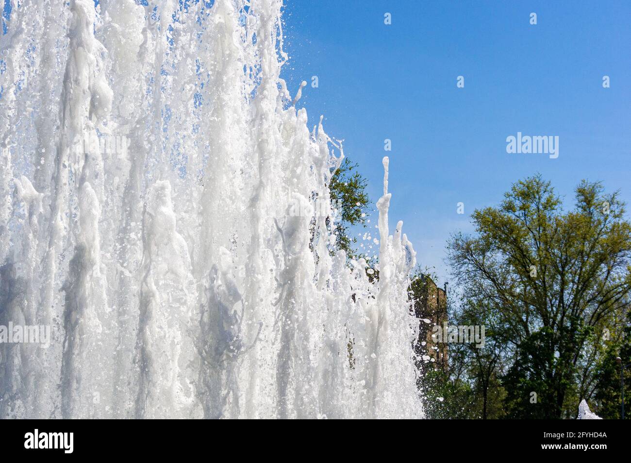 Landmark pool fountain park hi-res stock photography and images - Alamy
