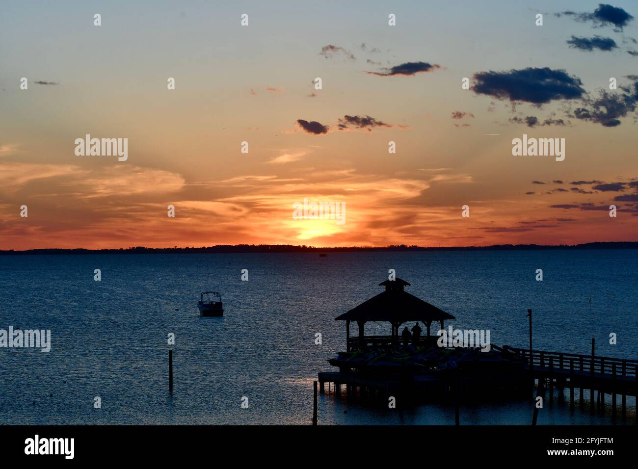 great sun set over water Stock Photo - Alamy