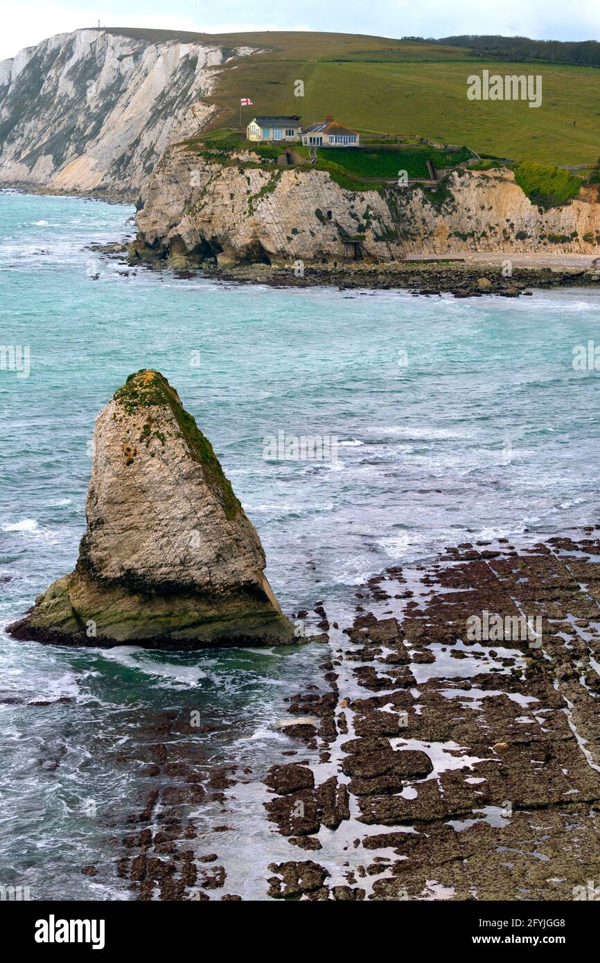 wave cut platform,sea, stacks, Freshwater Bay, Tennyson Down, Isle of ...