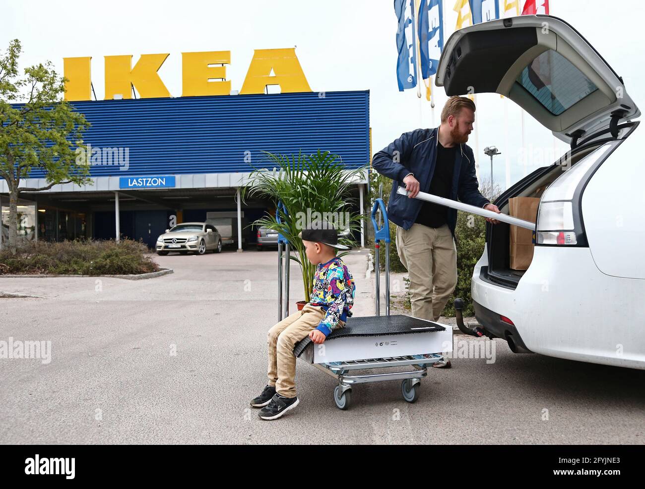 People outside an Ikea department store Stock Photo - Alamy