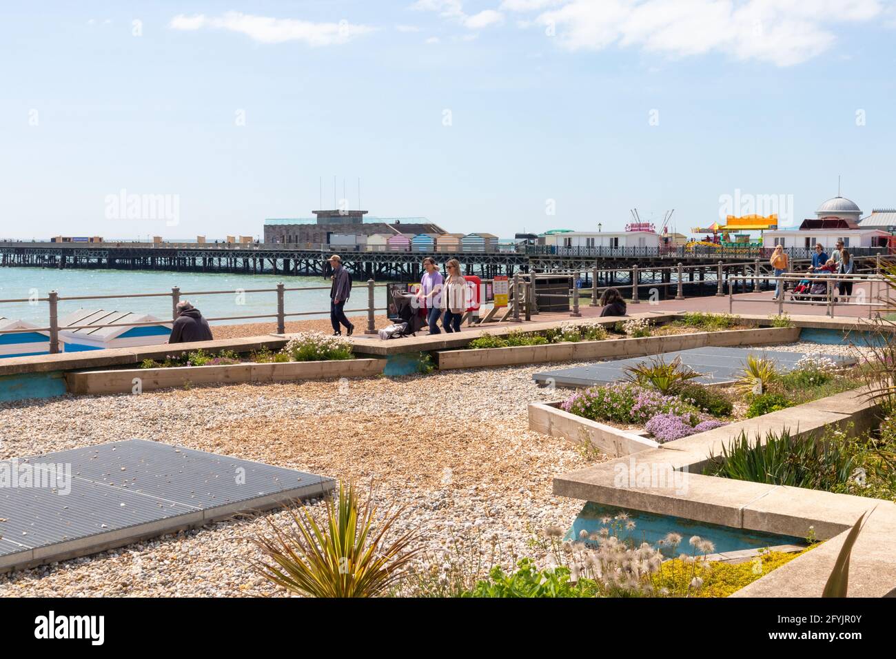 Hastings seafront promenade and pier, hastings, east sussex, uk Stock ...