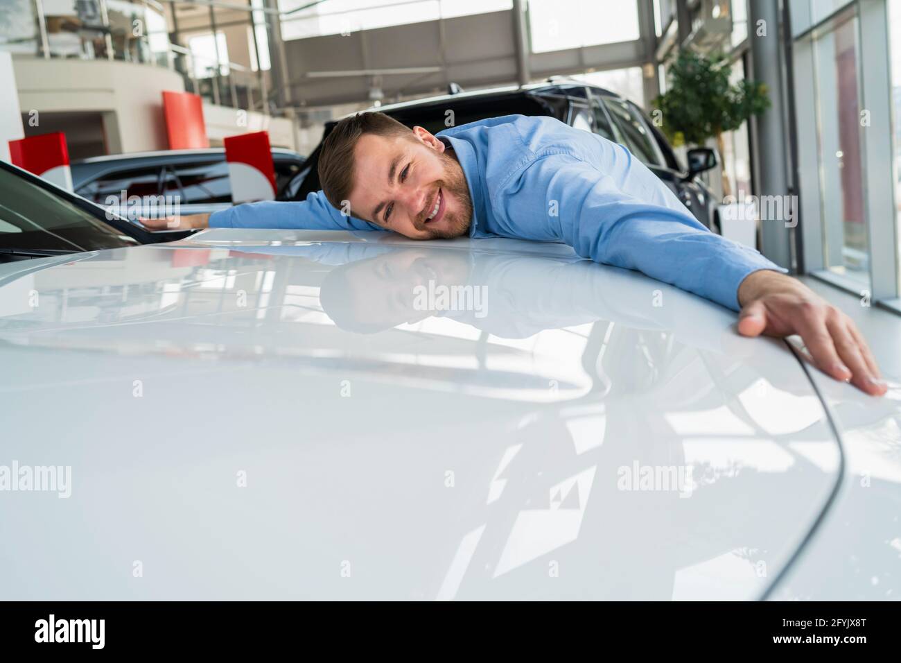 Hug hugging new car hi-res stock photography and images - Alamy