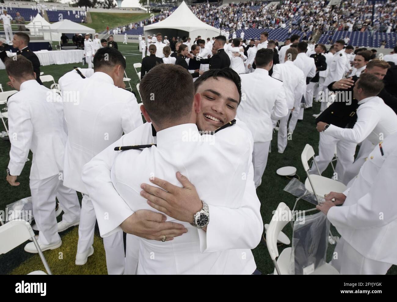 Annapolis, United States. 28th May, 2021. Naval Academy graduates ...