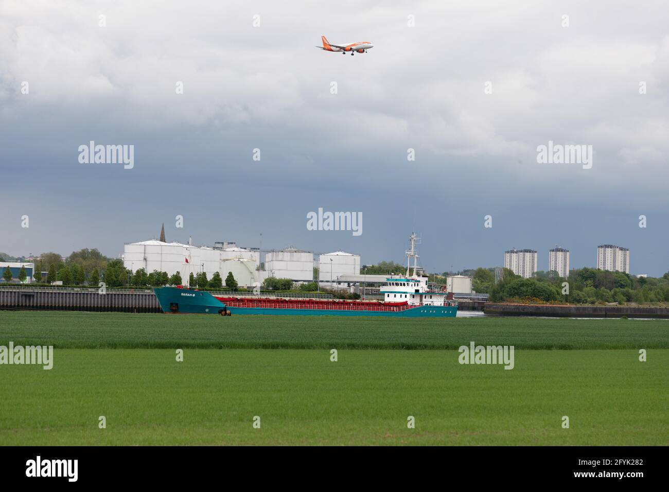 General cargo ship Sarah-B on the River Clyde Glasgow Stock Photo - Alamy