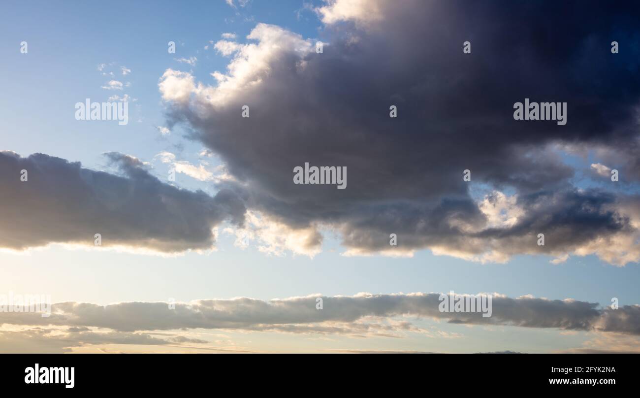 Dark angry sky hi-res stock photography and images - Alamy