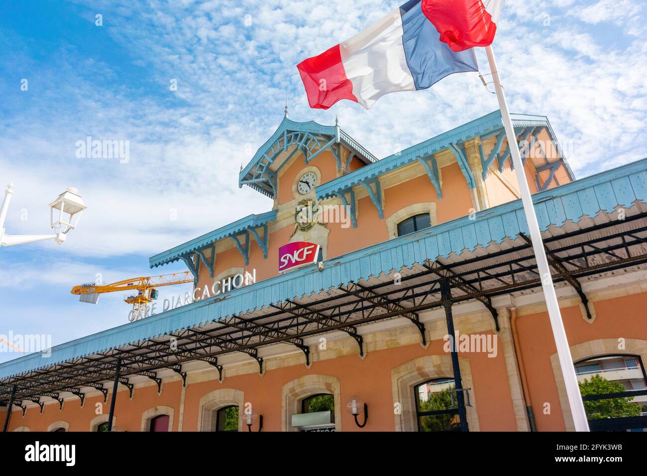 Sncf train station front building france hi-res stock photography and ...