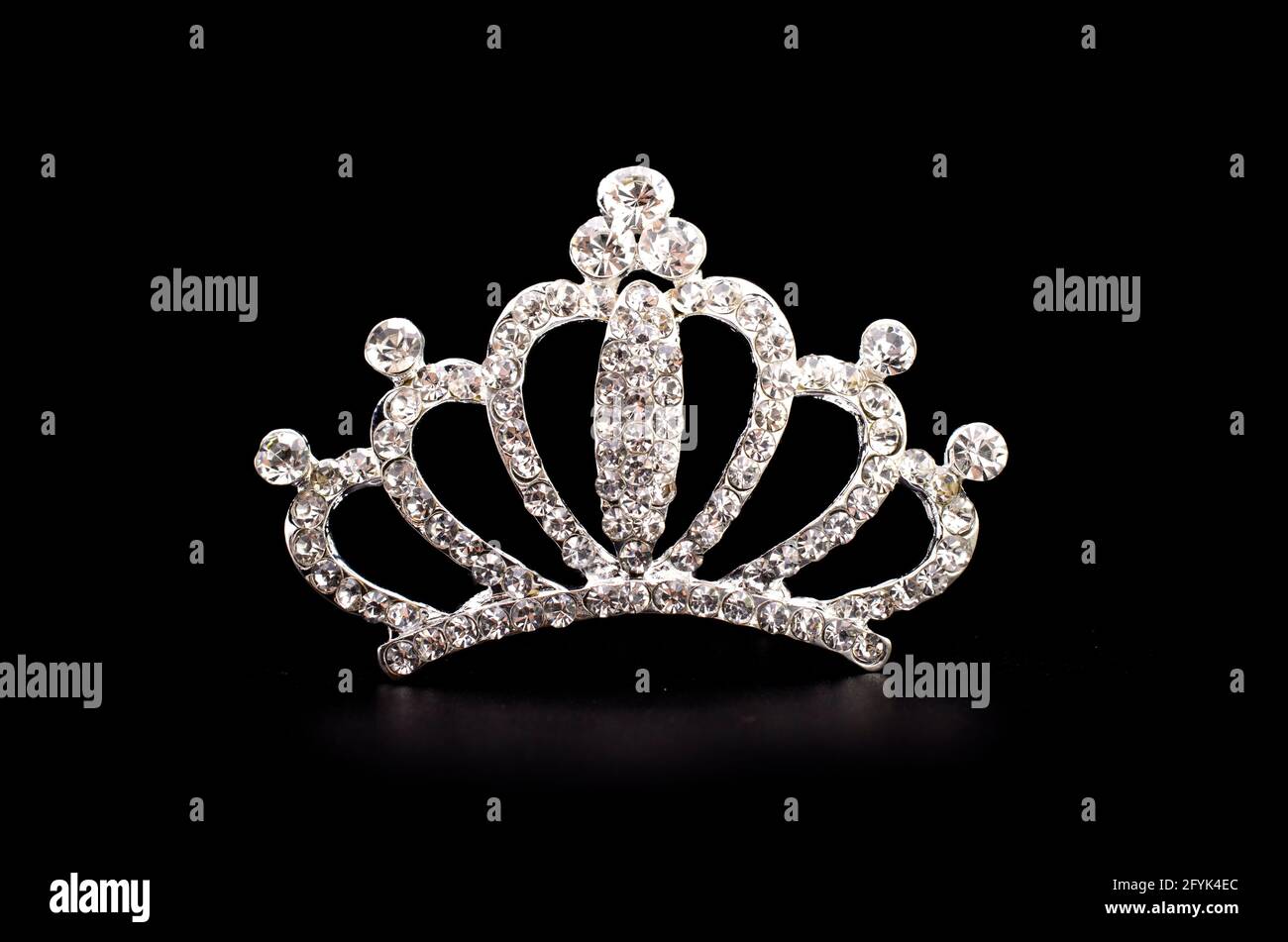 Black bride coronal hi-res stock photography and images - Alamy