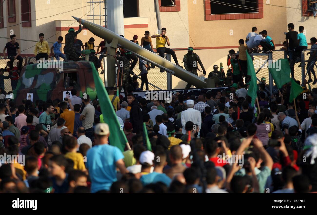 Hamas rockets 2021 hi-res stock photography and images - Alamy