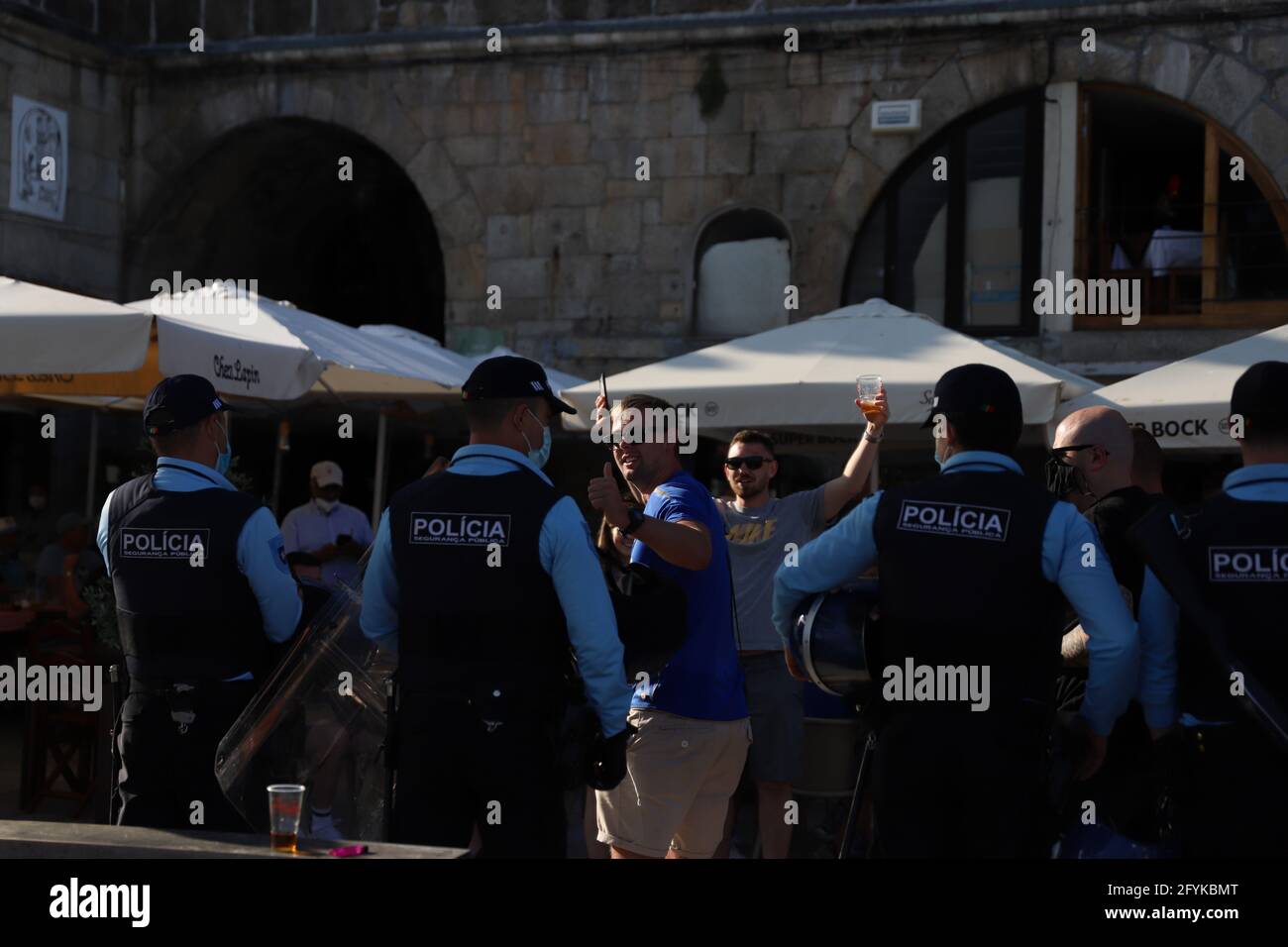 Chelsea champions league final portugal hi-res stock photography and ...