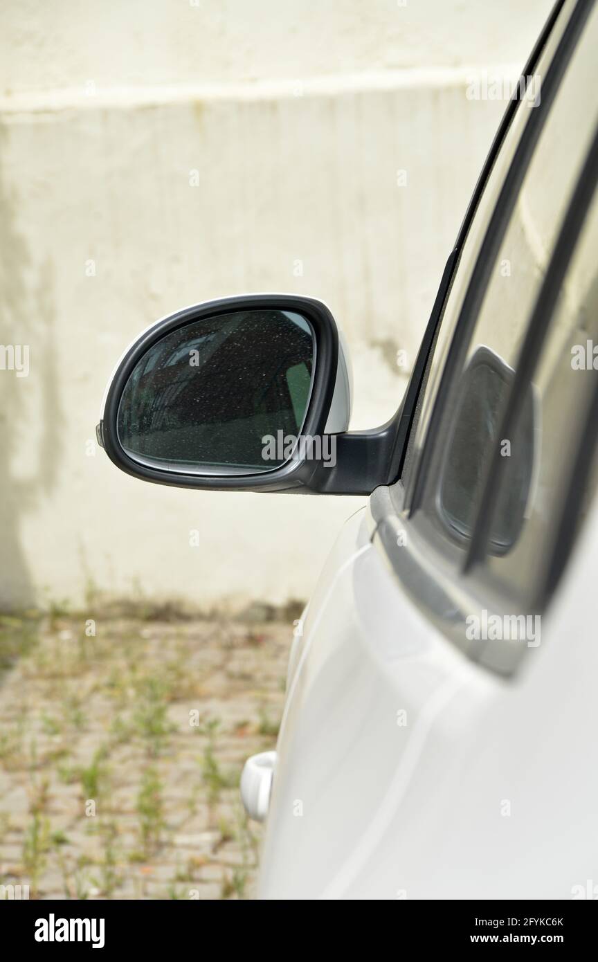 Modern car automobile side view mirror and doors Stock Photo - Alamy