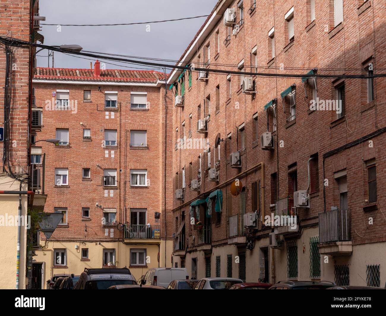 POOR NEIGHBORHOOD STREET WITH CLOTHES AND GARBAGE Stock Photo - Alamy