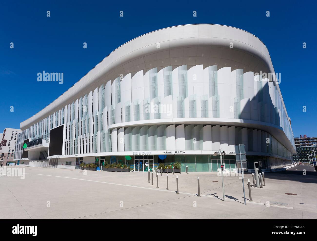 La defense arena hi-res stock photography and images - Alamy