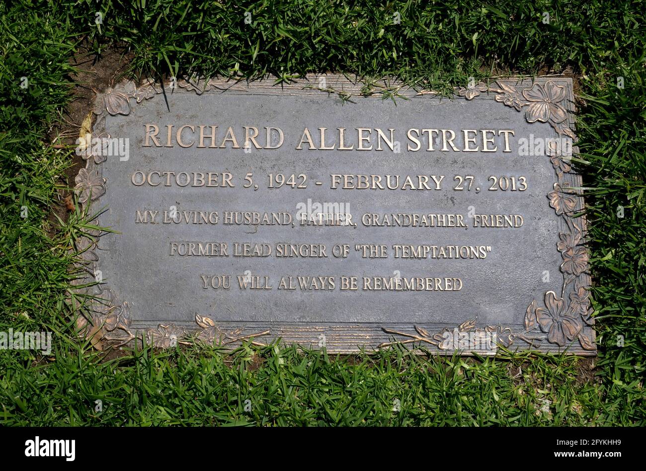 Memorial park temptations memorial hi-res stock photography and images ...