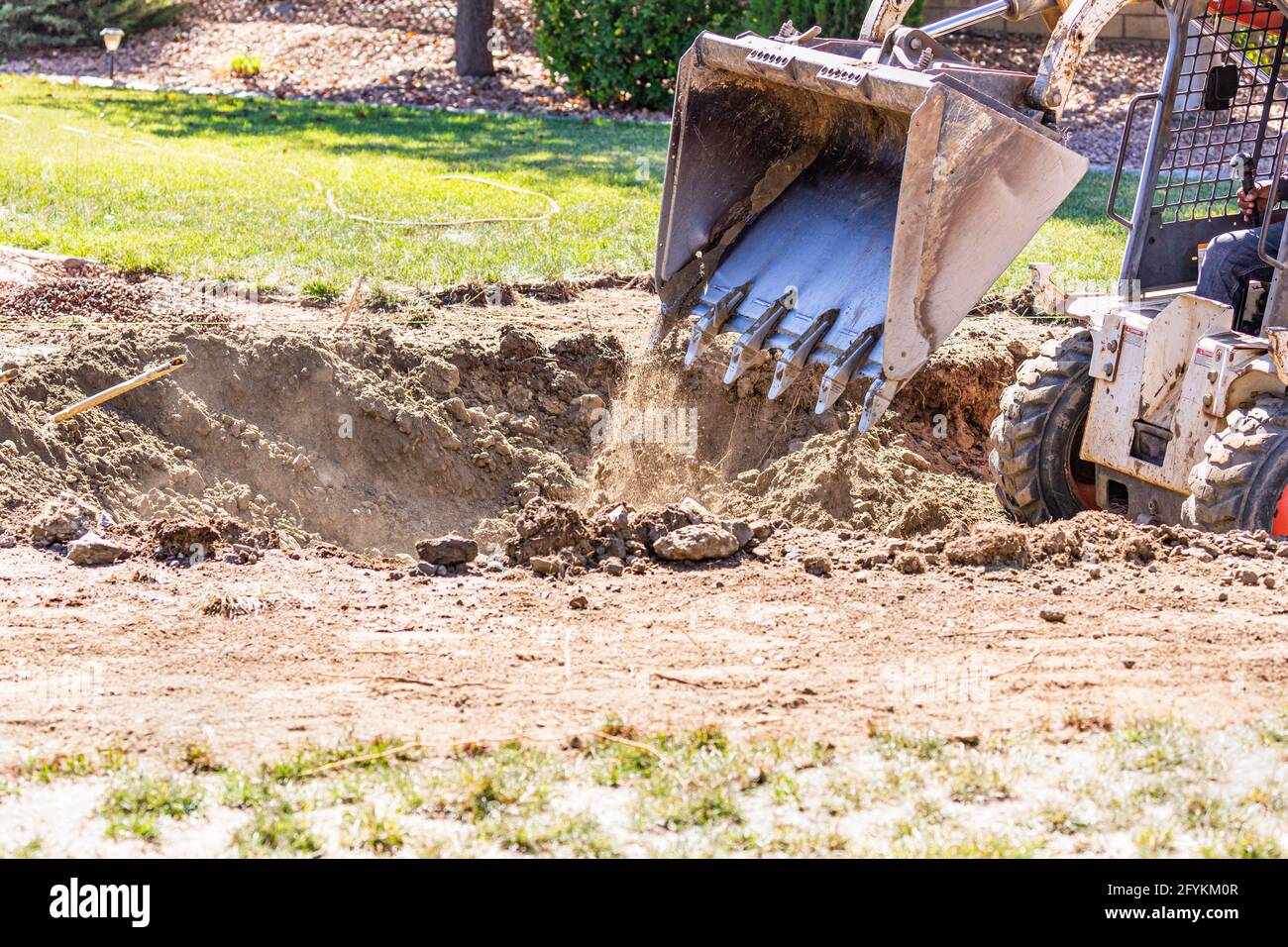 Pool installation hi-res stock photography and images - Alamy