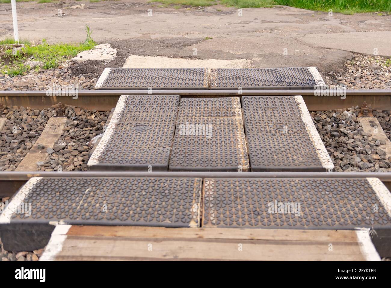 Railroad crossing stop look and listen hi-res stock photography and ...