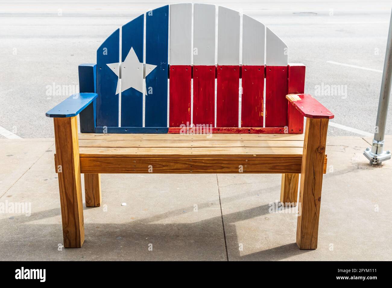 Fredericksburg, Texas, USA. Bench painted like the Texas flag Stock ...