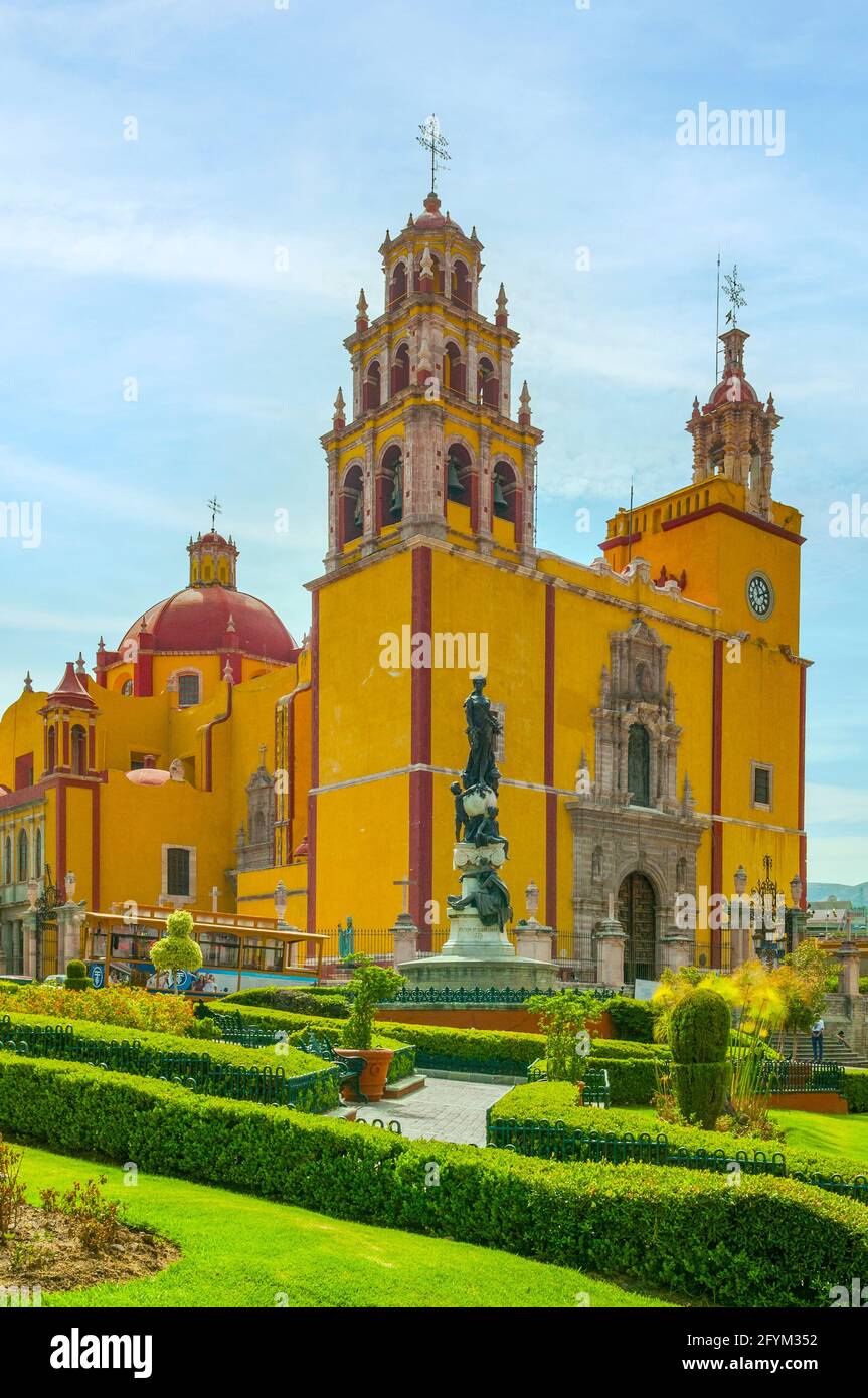 Basilica of Our Lady of Guanajuato, Mexico Stock Photo - Alamy