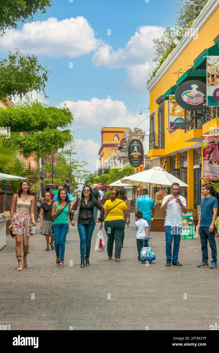Calle Independencia, Tlaquepaque, Mexico Stock Photo - Alamy