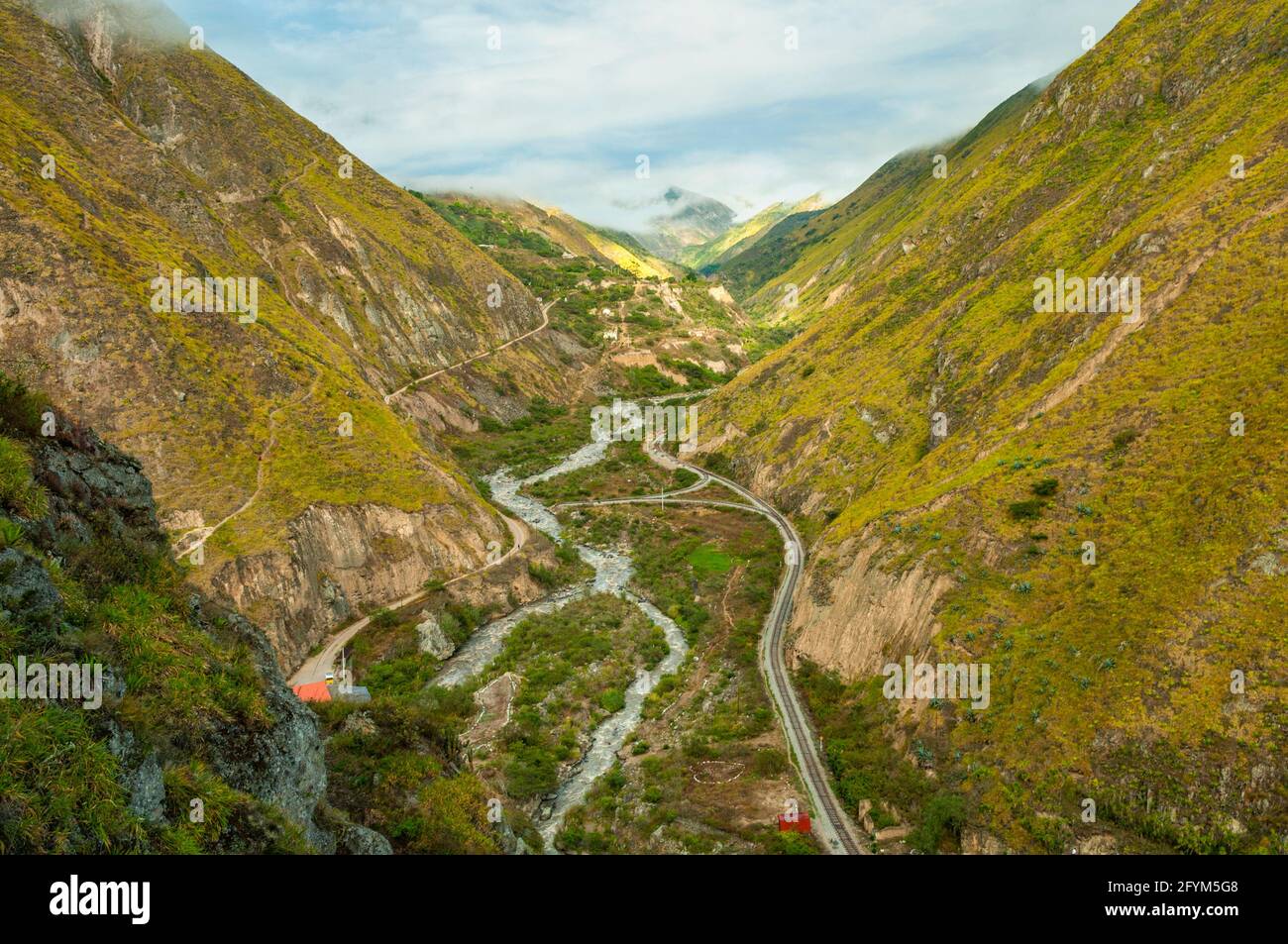 View from Devil's Nose Train, Alausi to Sibambe, near Riobamba, Ecuador ...