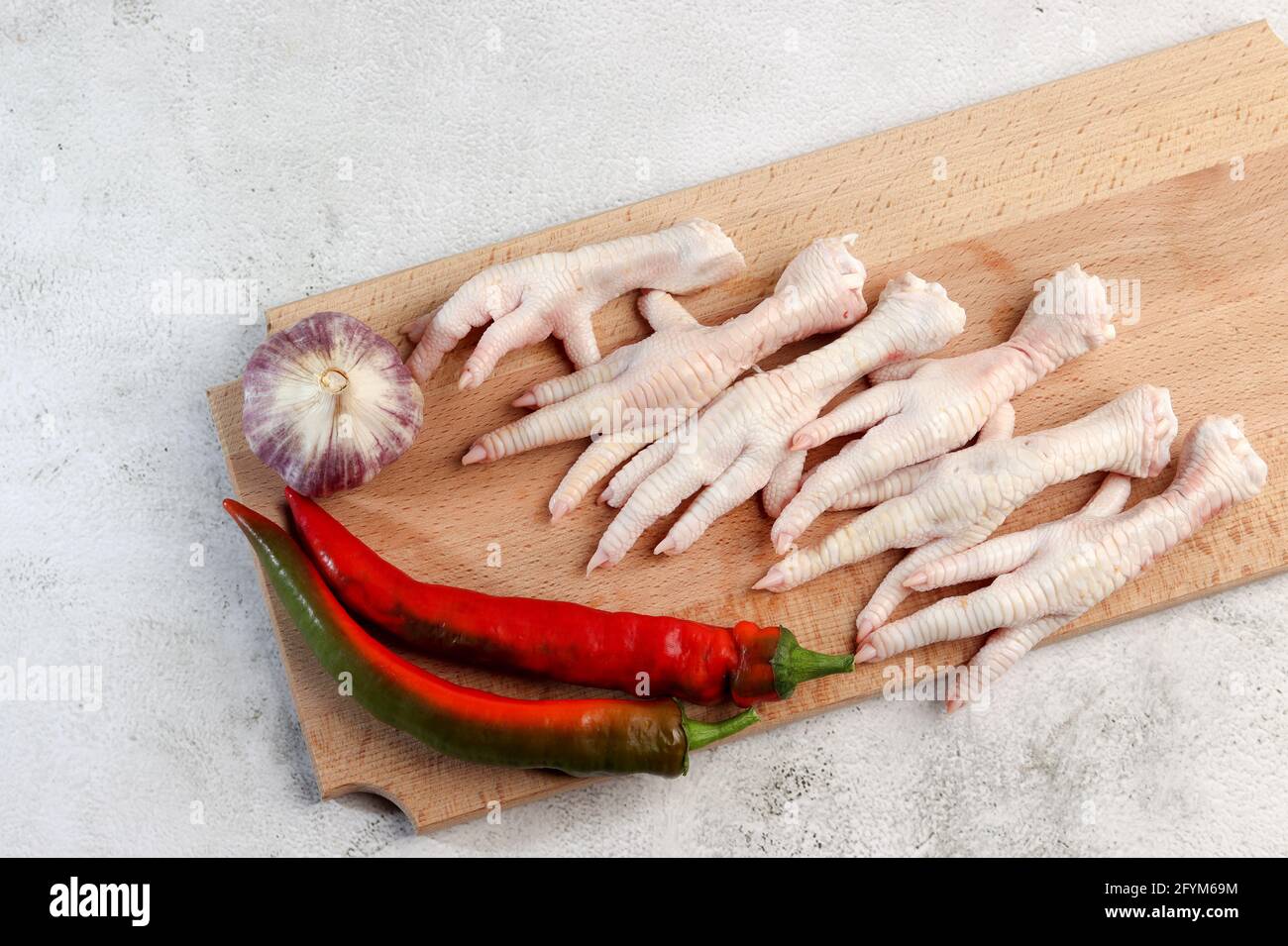 Chicken feet hi-res stock photography and images - Alamy