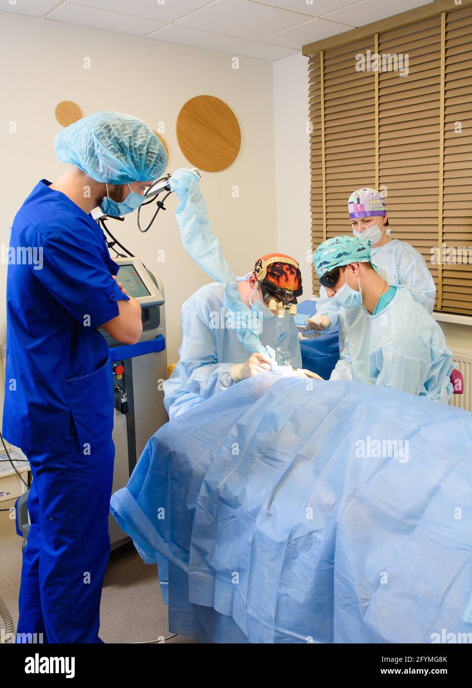 Laser Blepharoplasty, plastic surgery operation for correcting defects ...