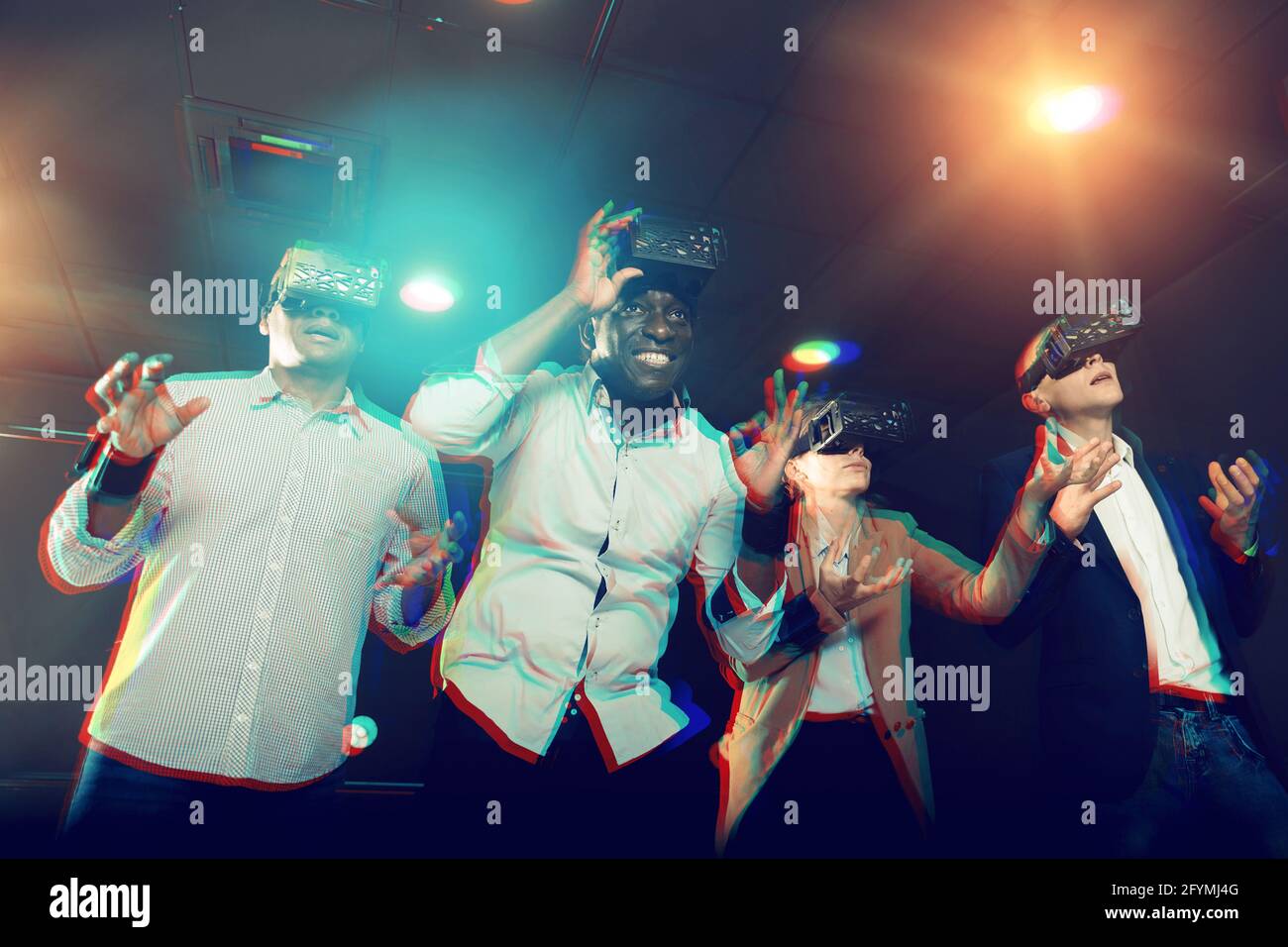 Team building seminar hi-res stock photography and images - Alamy